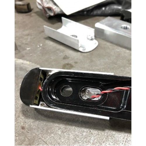 M8 Softail Strut Turn Signals